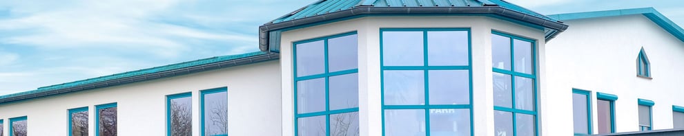 关于我们 – PFARR Stanztechnik GmbH – Wir bringen Material in Form